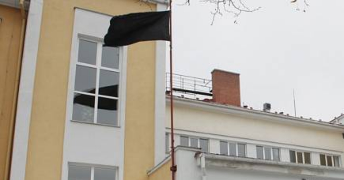 Česko i Slovensko drží minutu ticha: Zemřela hudební legenda