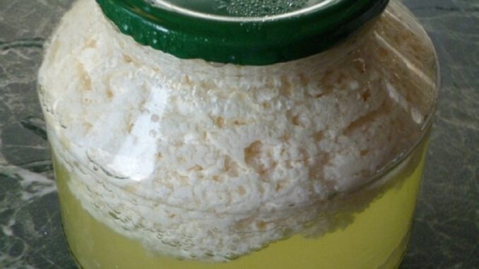 Domácí tvaroh ve vodní lázni: 100x lepší než každý kupovaný