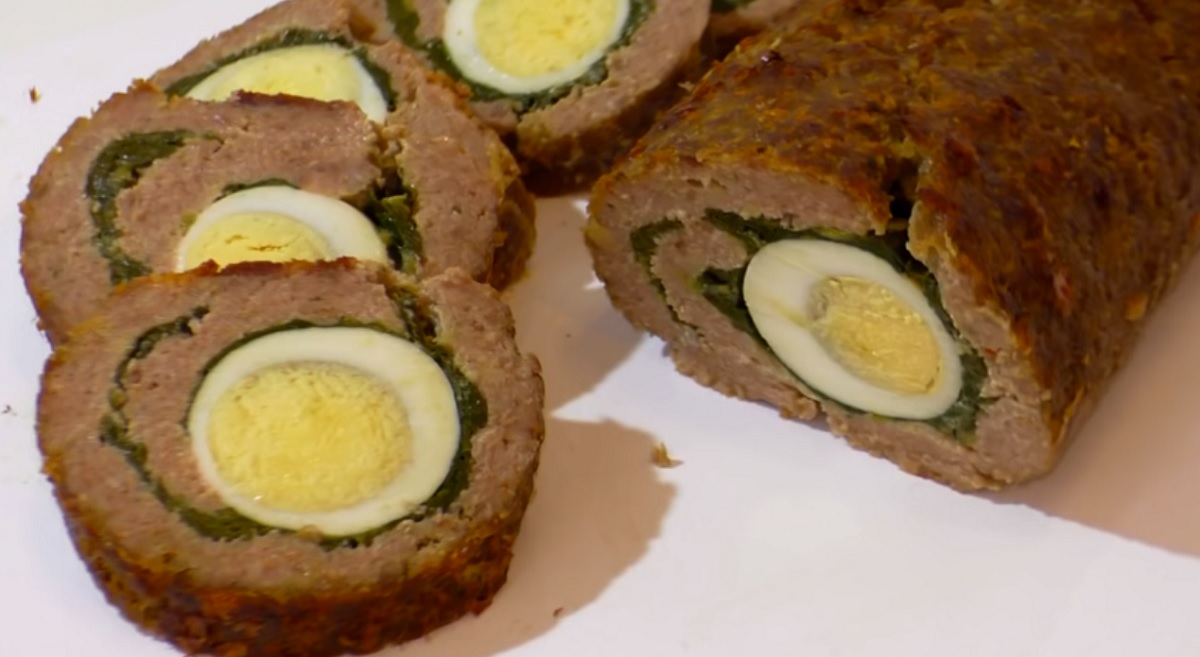 Masová roláda s vejcem je skvělým a snadným svátečním obědem ...