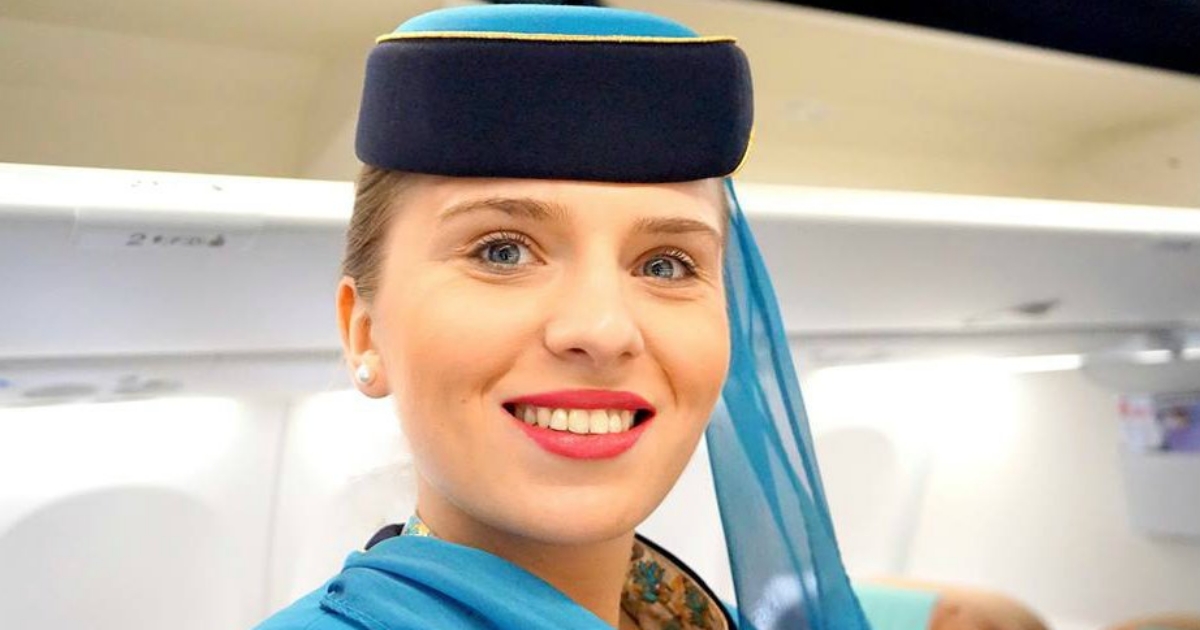 Mladá letuška odhalila, kolik peněz si vydělá za pouhý měsíc