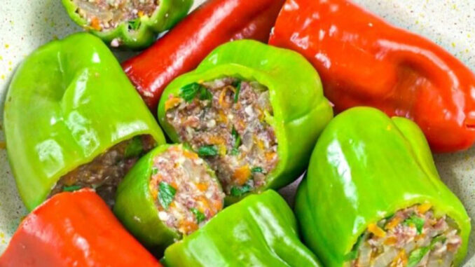 Plněné papriky jako od babičky: Recept, jak ho ještě neznáte