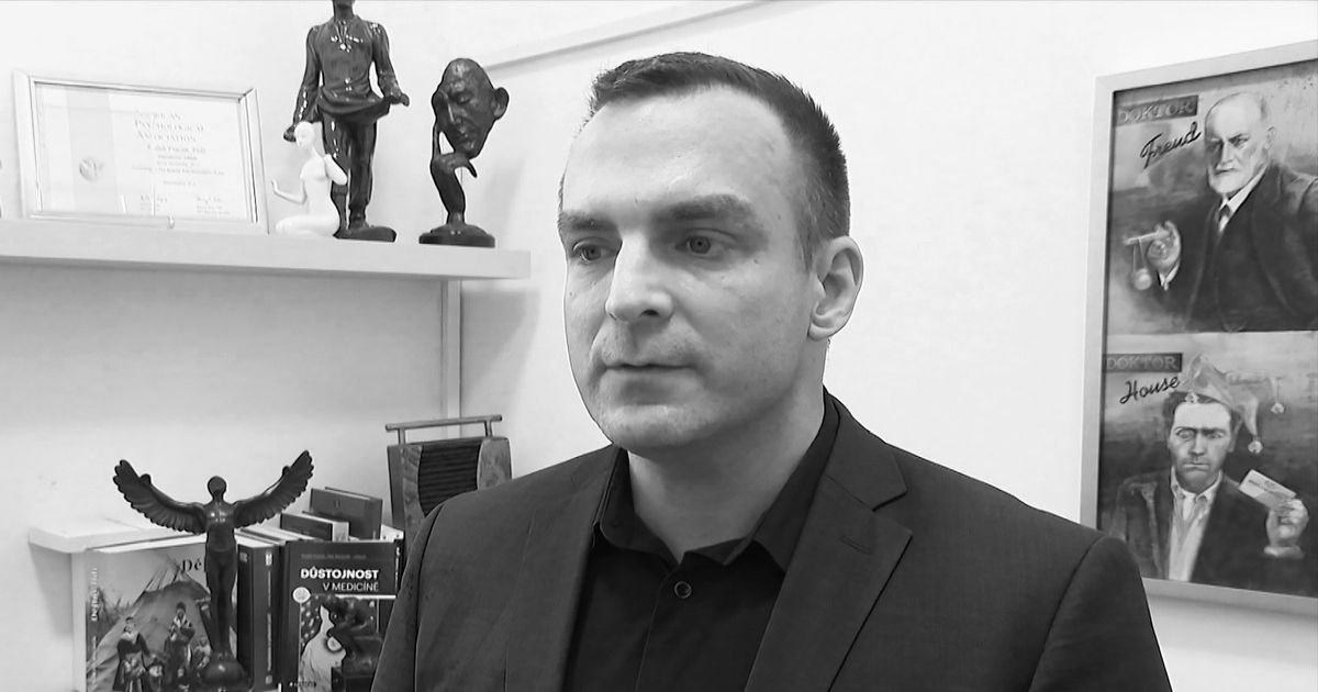 Kamarádka Radka Ptáčka vyvrací tvrzení jeho manželky